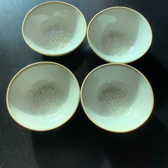 Threshold | Dining | Threshold Terracotta Bowls With Snowflake Accent ...